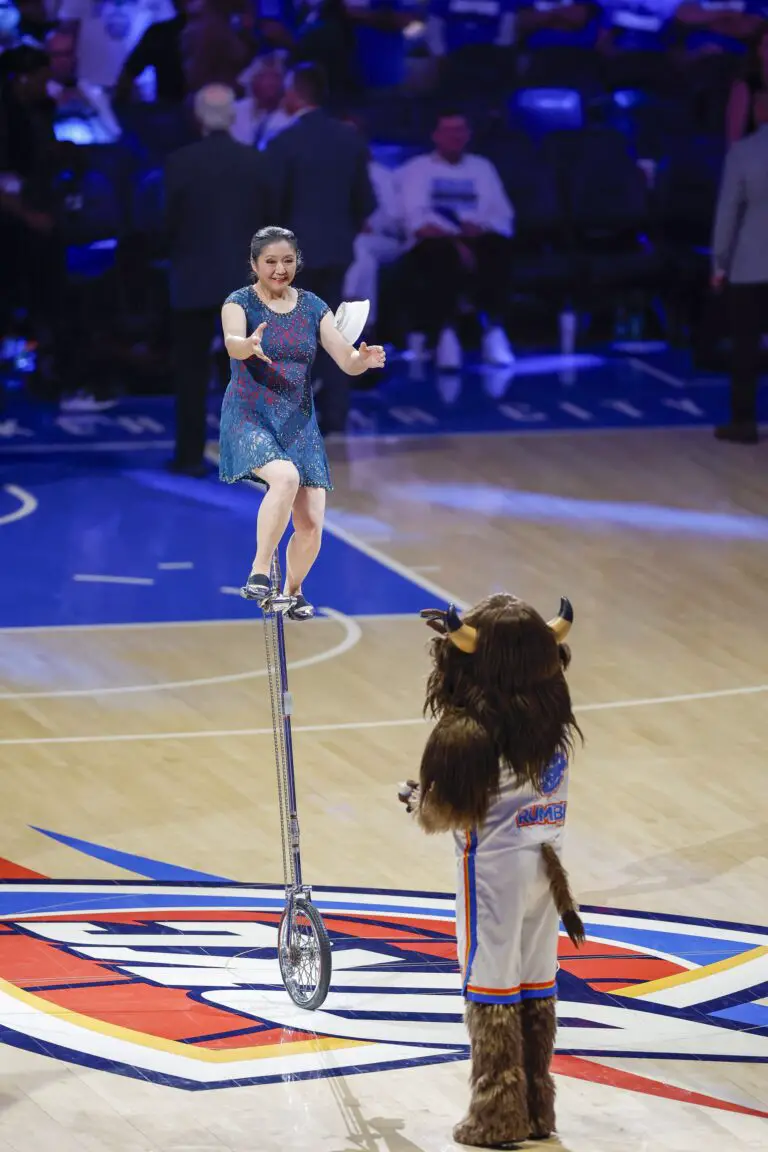 Red Panda Gets Injury Update After Hard Fall During Fever-Lynx WNBA ...